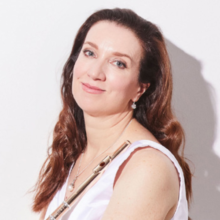 Sally Walker (flute) | Avie Records